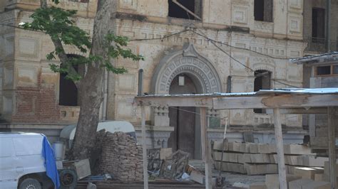 კულტურული მემკვიდრეობის 116 წლის ძეგლი სადაც წლებია სასულიერო სემინარია ვერ შენდება