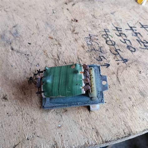 Резистор Реостат Парно За Фолксваген Пасат Б4 1995г Vw Passat B4 1995y Ел авточасти