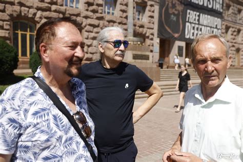 «Ходімо підіймати прапор 35 років тому над Києвом замайорів національний стяг Вечірній Київ