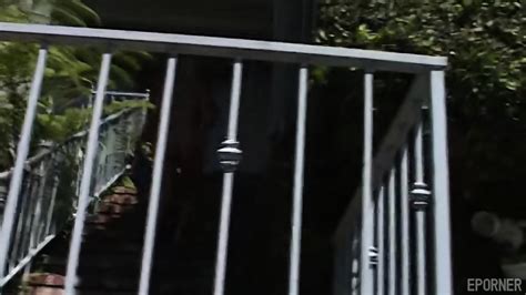 Skinny Girl Shakes Dick Eporner