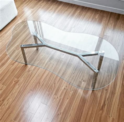 Kgmetal 1400 사이즈 비정형 강화유리 테이블 30각 스텐 폴리싱 하부 조절볼트