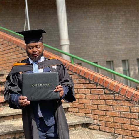 Roddy Kay Threads Say More