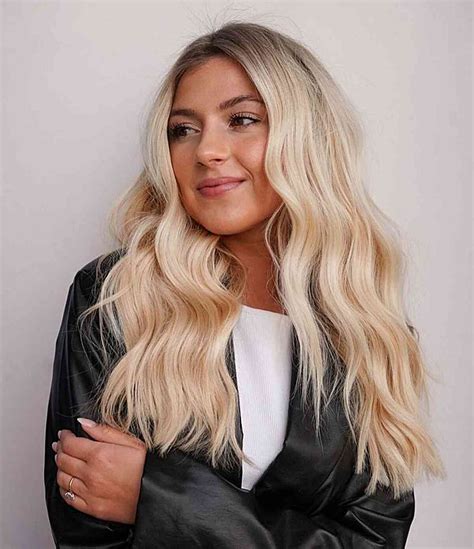 Platinum Blonde Hair With Brown Roots