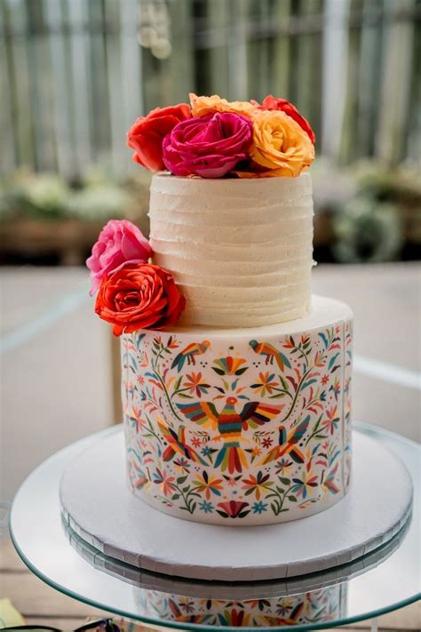 Pastel Mexicano Delicioso Y Colorido