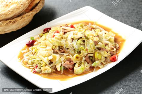 粉丝炒包菜 中国菜系 食品餐饮 摄影素材 汇图网www huitu