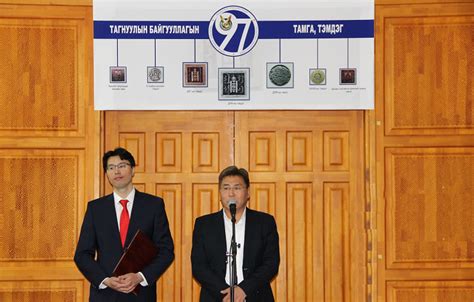 Newsmedia Mn Тагнуулын байгууллагын тамга тэмдгийн үзэсгэлэнг зохион байгуулж байна