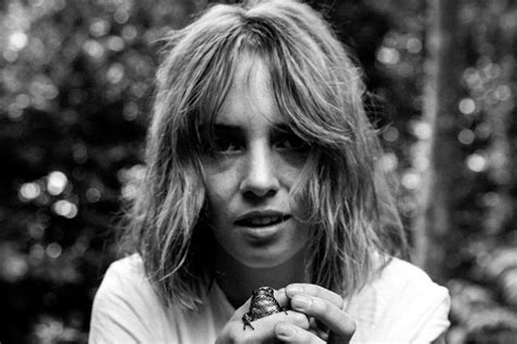 Lirik Lagu Missing Out Singel Terbaru Dari Maya Hawke
