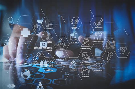 의료 Techonlogy 개념 가상 아이콘 도표를 가진 현대 사무실에서 현대 노트북 컴퓨터 작업 스마트 닥터 손 각질제거에 대한 스톡 사진 및 기타 이미지 Istock