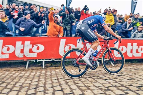 DESIGNED WITH MATHIEU VAN DER POEL CANYON LAUNCH LIMITED EDITION MVDP