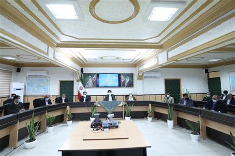 تصاویر نشست با فعالان و متخصصان محیط زیست و منابع طبیعی سید ابراهیم رئیسی