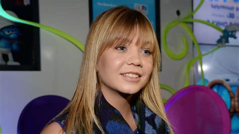 «Ваня никуда не уезжал Михеева ждет возрождения шоу «Вечерний Ургант смотреть видео онлайн