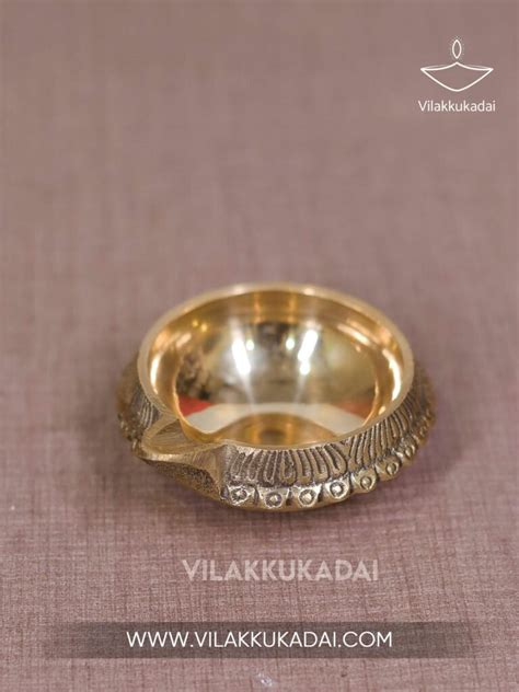 Kubera Deepam 1 Vilakkukadai