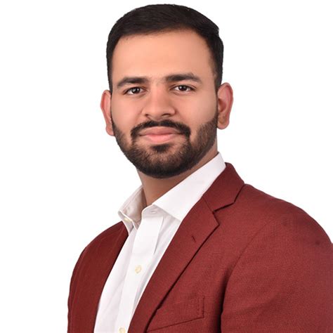 Data Driven Growth Scaling Success With Innovation And Customer Focus