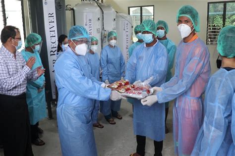 မွန်ပြည်နယ် စီမံအုပ်ချုပ်ရေးကောင်စီ ဥက္ကဋ္ဌ ကိုဗစ် ၁၉ အထောက်အကူပြု လိုအပ်သည့် အောက်စီဂျင်များ