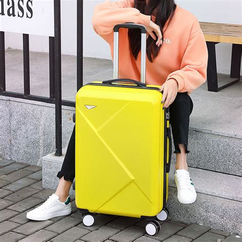 旅游皮箱 皮箱 老皮箱 大山谷图库