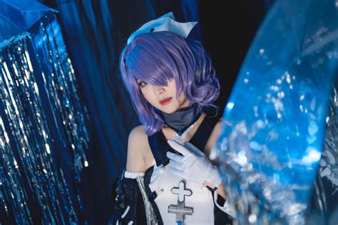 Cos：明日方舟絮雨cosplay正片17p 棚娘酒酱 哔哩哔哩