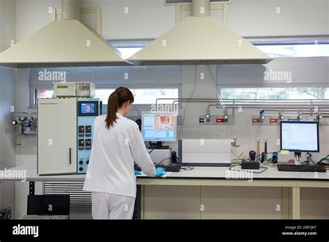 Micro Gc Microactivity Automatic And Computerized Laboratory Reactor For Reactions Of