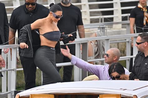 Kim Kardashian Est Arrivée à Venise Pour Le Mariage De Son Amie Lauren