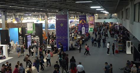 Crear Una Librería En Tres Días El Gran Desafío Detrás De Los Stands En La Fil Guadalajara