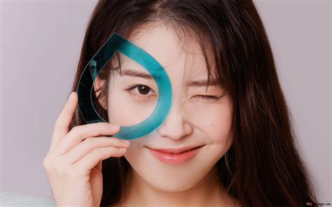 Adorable Winking Lee Ji Eun Iu K Wallpaper Download