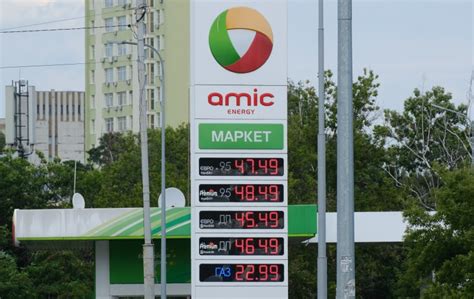 Бензин та дизель після підвищення податків дорожчатимуть протягом місяця які будуть ціни Рубрика