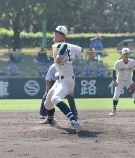 準々決勝の神戸国際大付戦で完投した報徳学園・今朝丸裕喜 ― スポニチ Sponichi Annex 野球