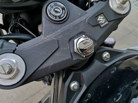 How To Remove The Fork Stem Mount On 650x R Sv650