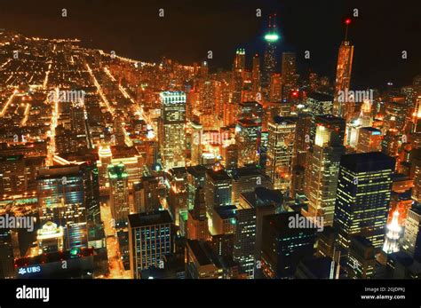 Sears Tower At Night Wallpaper