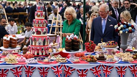 Platinum Jubilee Queen Humbled And Touched By Celebrations Bbc News