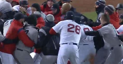 La Multitudinaria Gresca Entre Los New York Yankees Y Los Boston Red